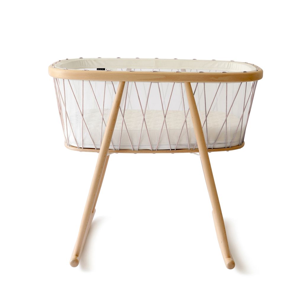 KUMI Wooden Cradle – Nesting House